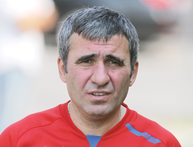 Hagi a căutat talente în Banat