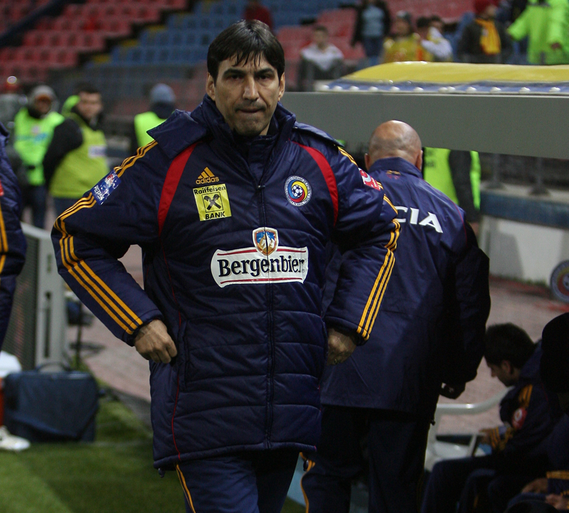 Pițurcă: "Sper ca la meciurile noastre jumătate din stadion să fie români"