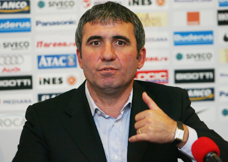 Hagi: "Ne va fi greu, dar totul e posibil"