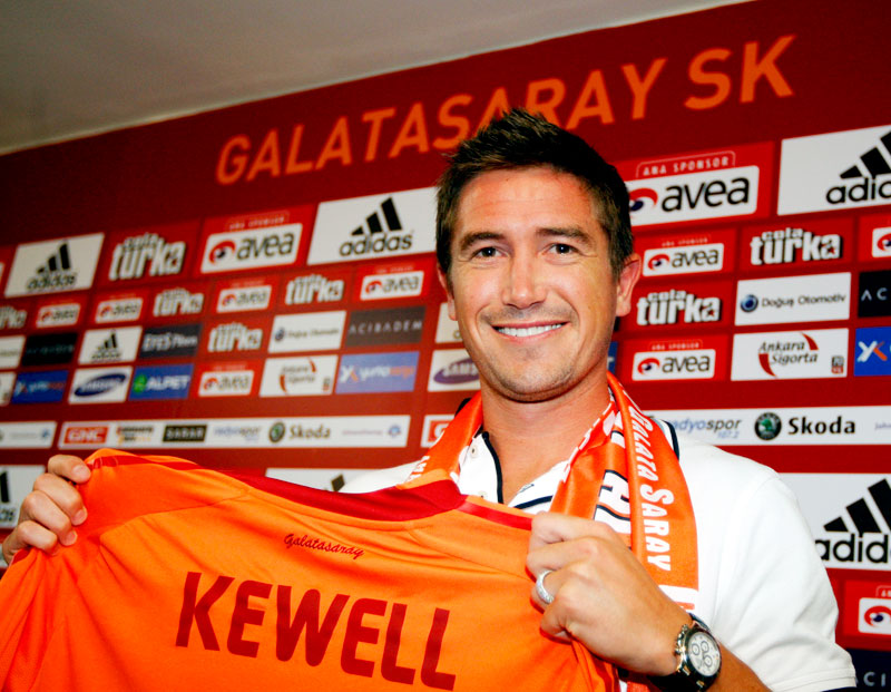 Kewell a fost prezentat la Galata