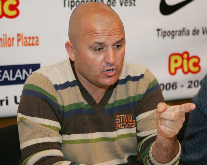 "Am vorbit doar cu George Copos despre Costea"