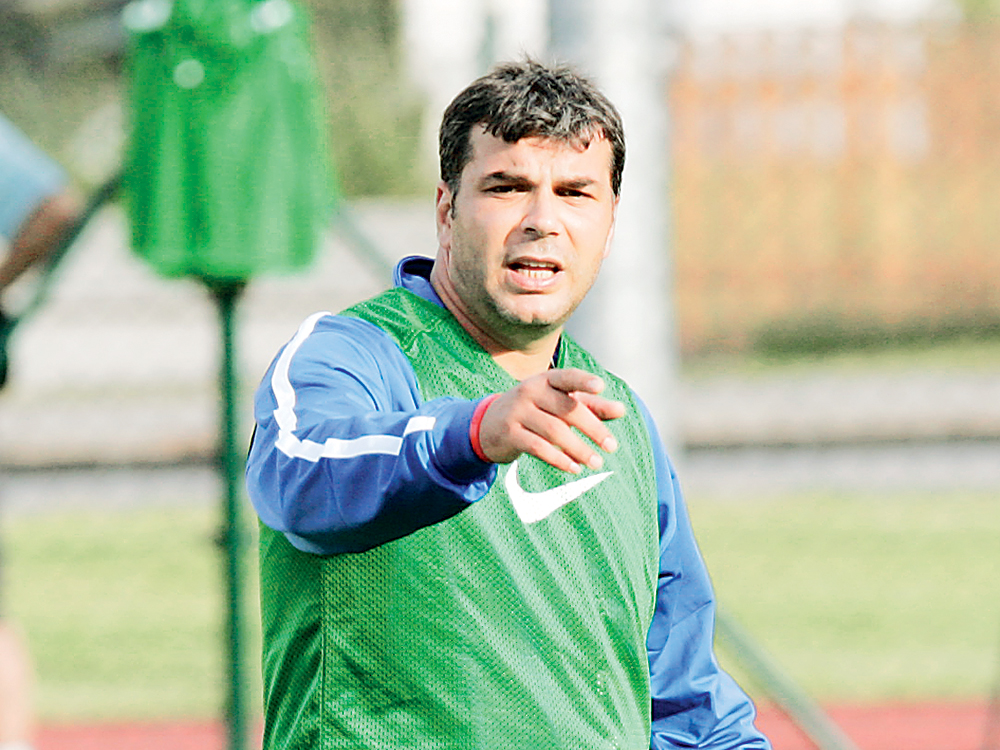 Olăroiu: "Steaua are mai multe opțiuni acum decât când antrenam eu echipa"