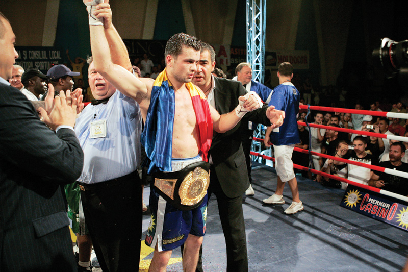 VIDEO / JoJo Dan, campion WBC Intercontinental!