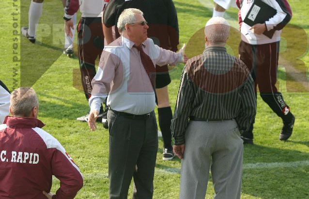 "Nu am vrut să ne retragem de pe teren! **Jucătorii au înțeles greșit!"