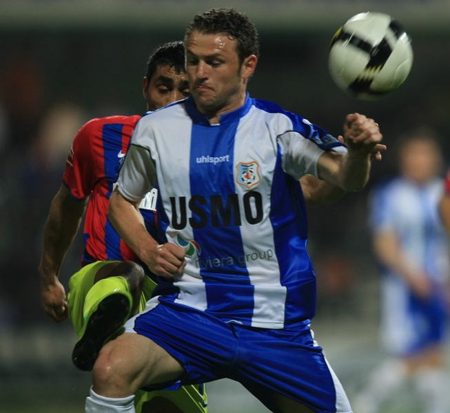 Au uitat de Stancu?** "Sunt jucătorul Rapidului, dar nu știu care e ...