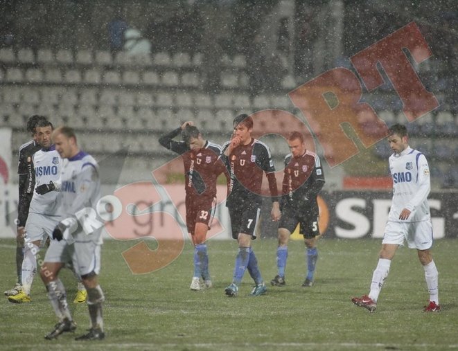 Chinul** la perfectul simplu