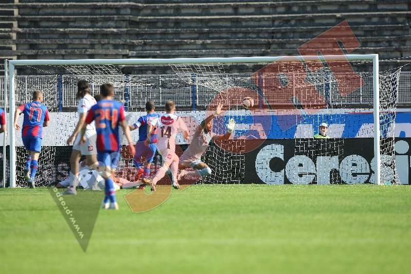 Prizonierii Cetății!** Alba - Steaua 2-1