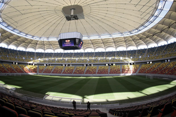 Pentru 20 de milioane â‚¬, prelata de pe Național Arena apără doar de ...