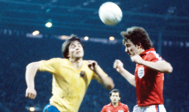 Interviu eveniment cu legenda lui United!** Bryan Robson: "România era ...