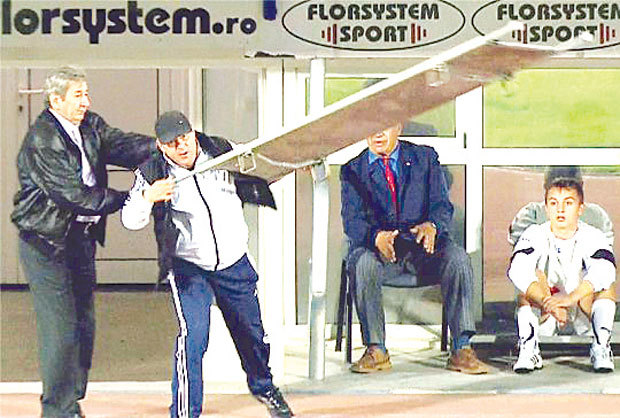 Interzis minorilor!** CNN și-a găsit izvorul nesecat de subiecte: Nae ...