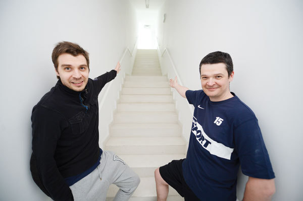 Poftiți pe acoperișul orașului!** Lucian Lipovan și Costin Ștucan au ...