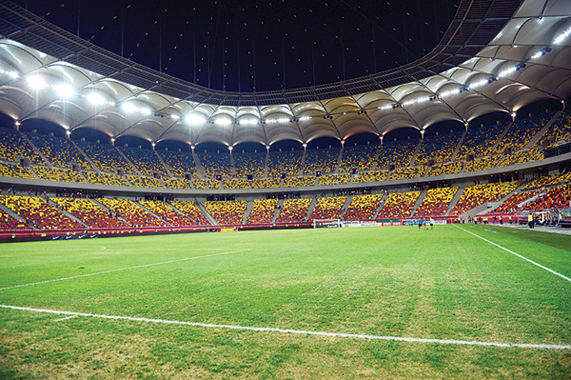S-a cârpit din nou gazonul de pe Național Arena