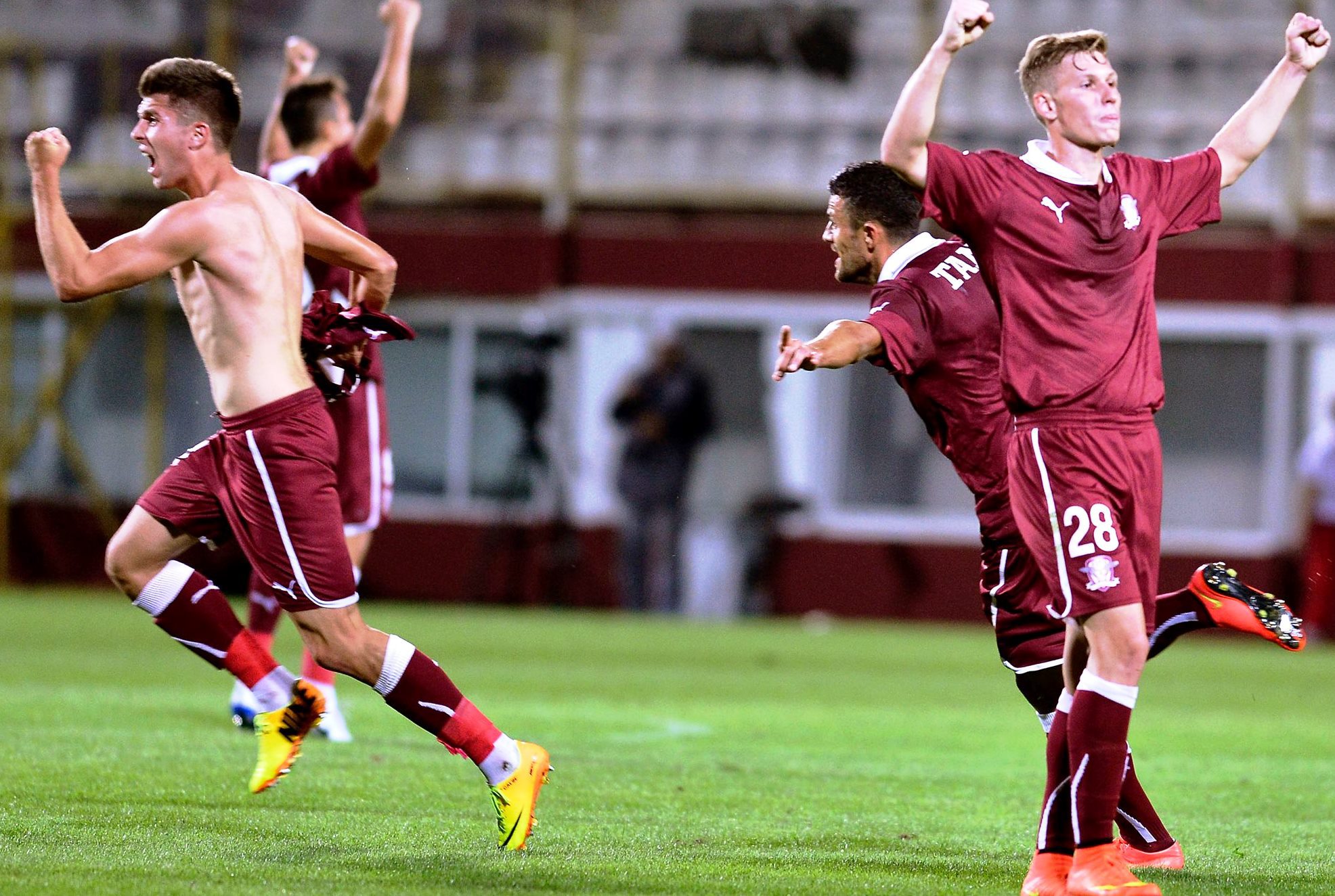 Cine e jucătorul care l-a salvat pe Ganea în meciul cu "U" Cluj ...