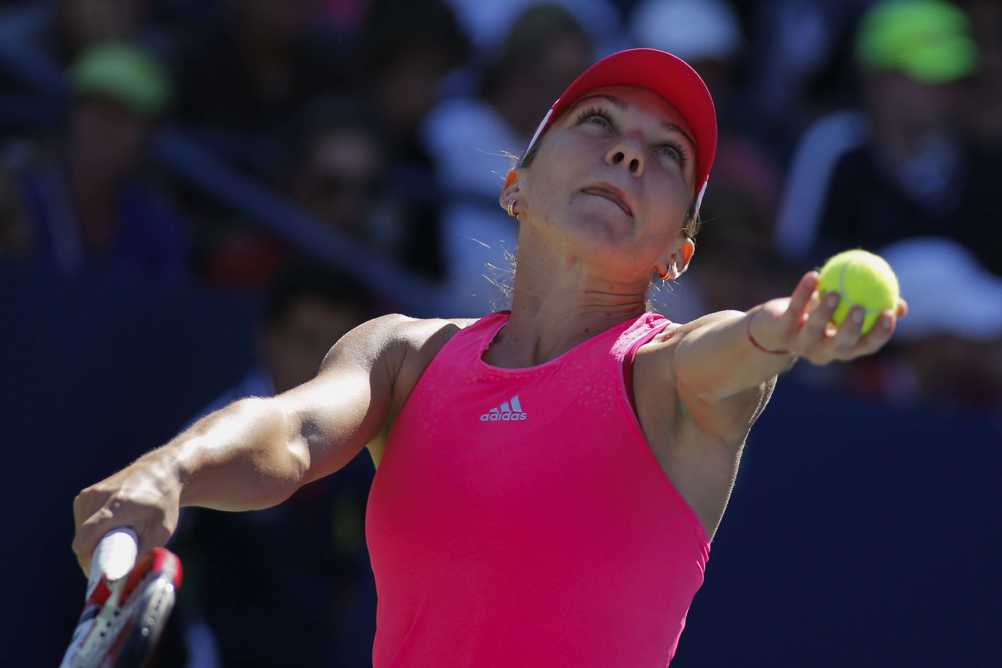 Simona Halep și Monica Niculescu joacă duminică în primul tur la Beijing