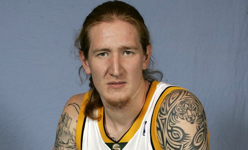 Robert Swift, liceanul ajuns direct în NBA, de la un dublu faliment și ...