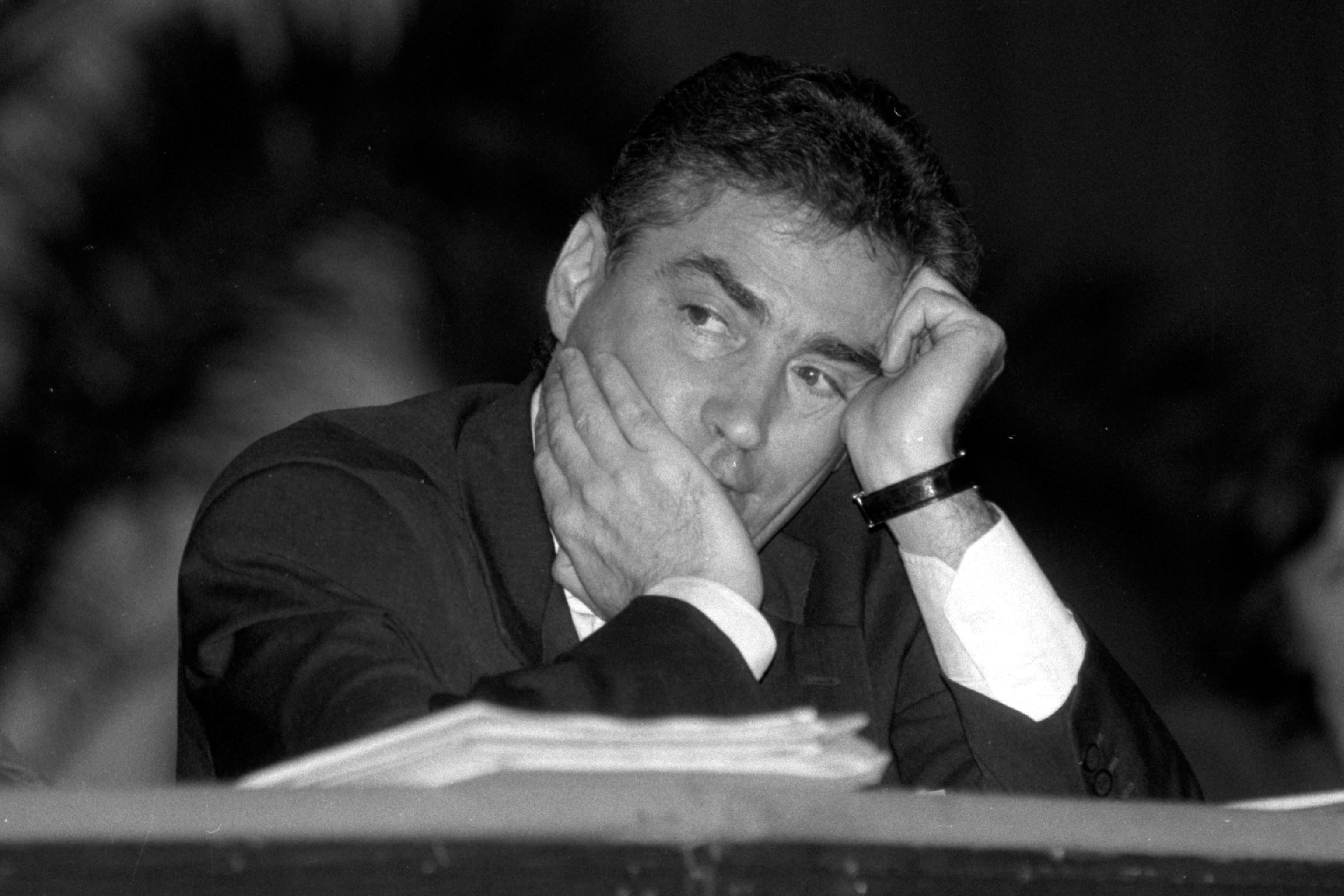 Cândva, în decembrie: 1989-2014. Ziua în care Steaua și Dinamo trebuiau ...