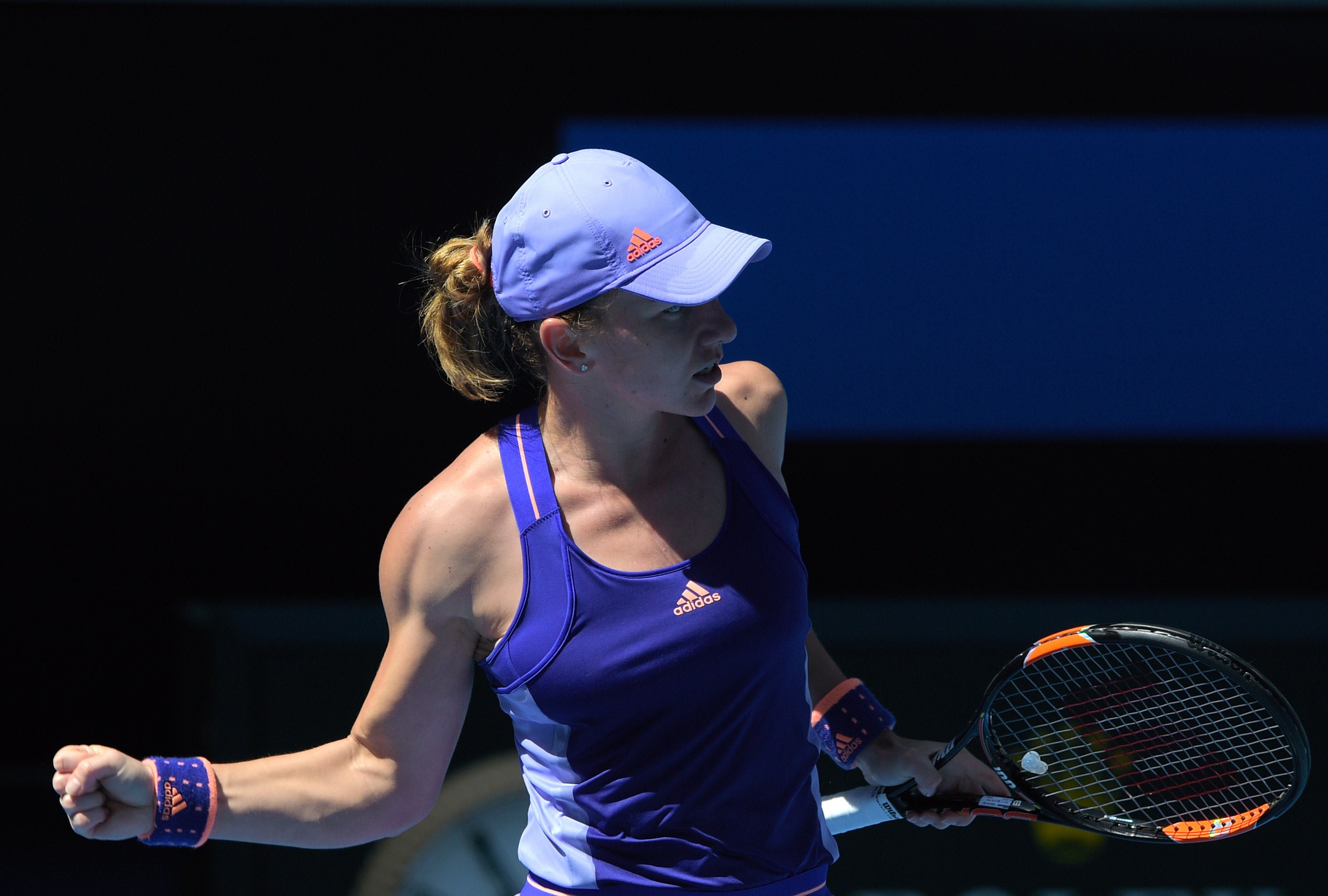 Halep i-a dat "șah-Mattek". Copleșită de căldură, Simona s-a calificat în optimi la Australian ...