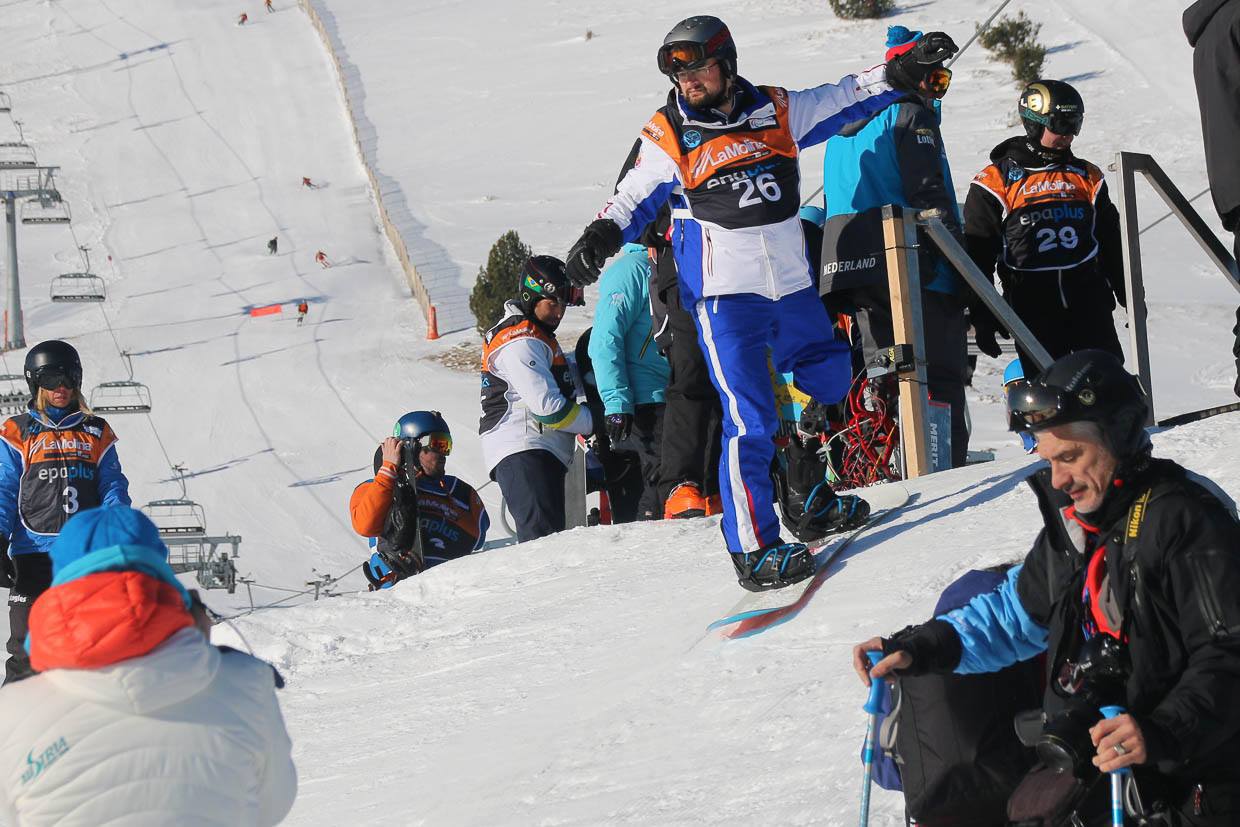 SPECIAL | "Aveam artera femurală secționată. Piciorul îmi rămăsese ...