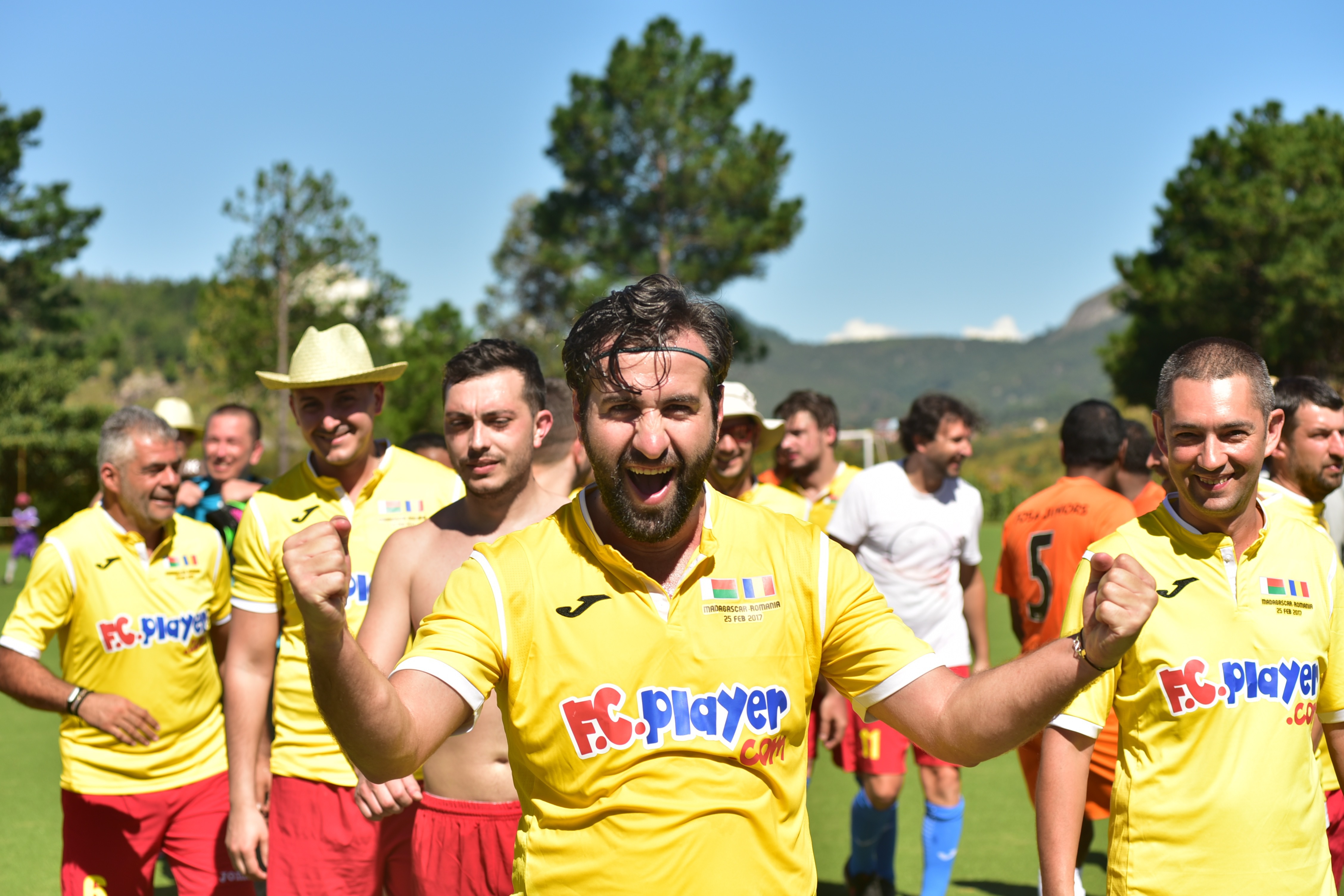 VIDEO | Din pasiune pentru fotbal, a luat naștere o competiție ...