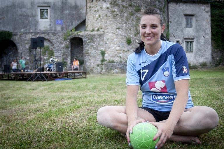 CSM Roman a adus o jucătoare calificată la Campionatul Mondial pentru a ...