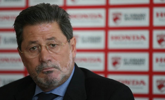 Cornel Dinu râde de transferurile lui Dinamo: "E un bâlci! Acești ...