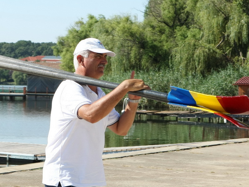 Regele a plecat! Trăiască Regele! Reputatul antrenor Mircea Roman s-a ...