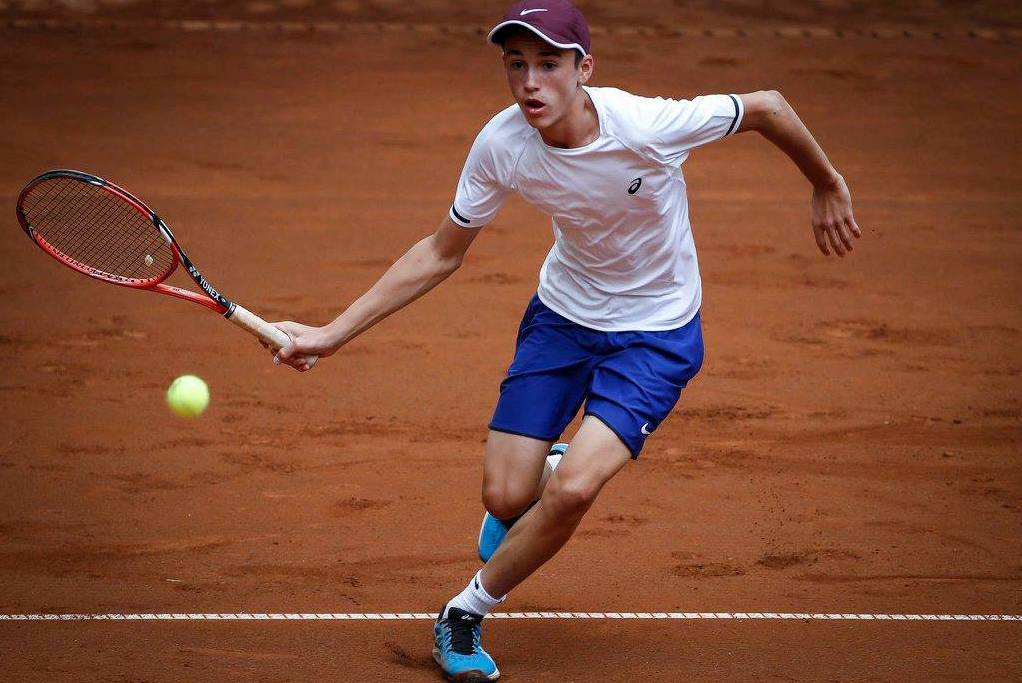 Talentatul domn Ionel. Nicholas Ionel, neînvins de zece meciuri la ...