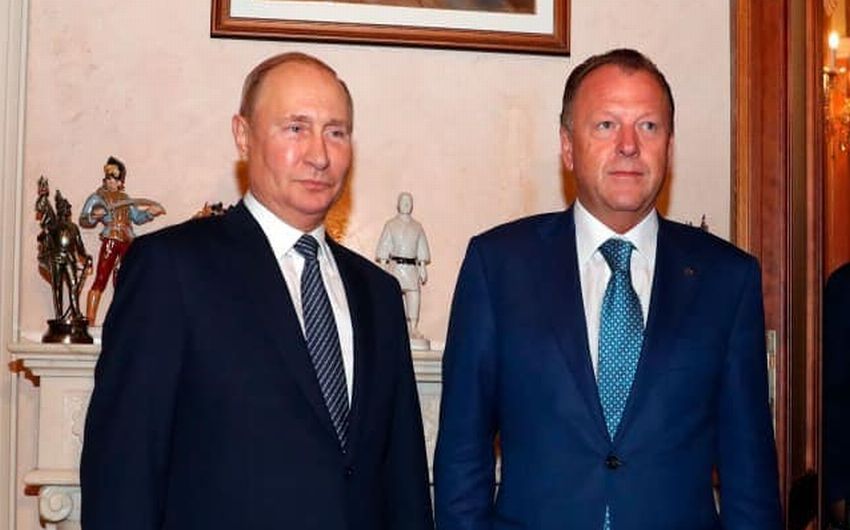 Vladimir Putin l-a vizitat pe Marius Vizer la Budapesta! "Aţi adus judo ...