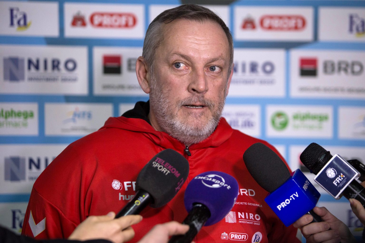 INTERVIU | Bogdan Burcea: „Mă concentrez pe jucătoarele care își doresc ...