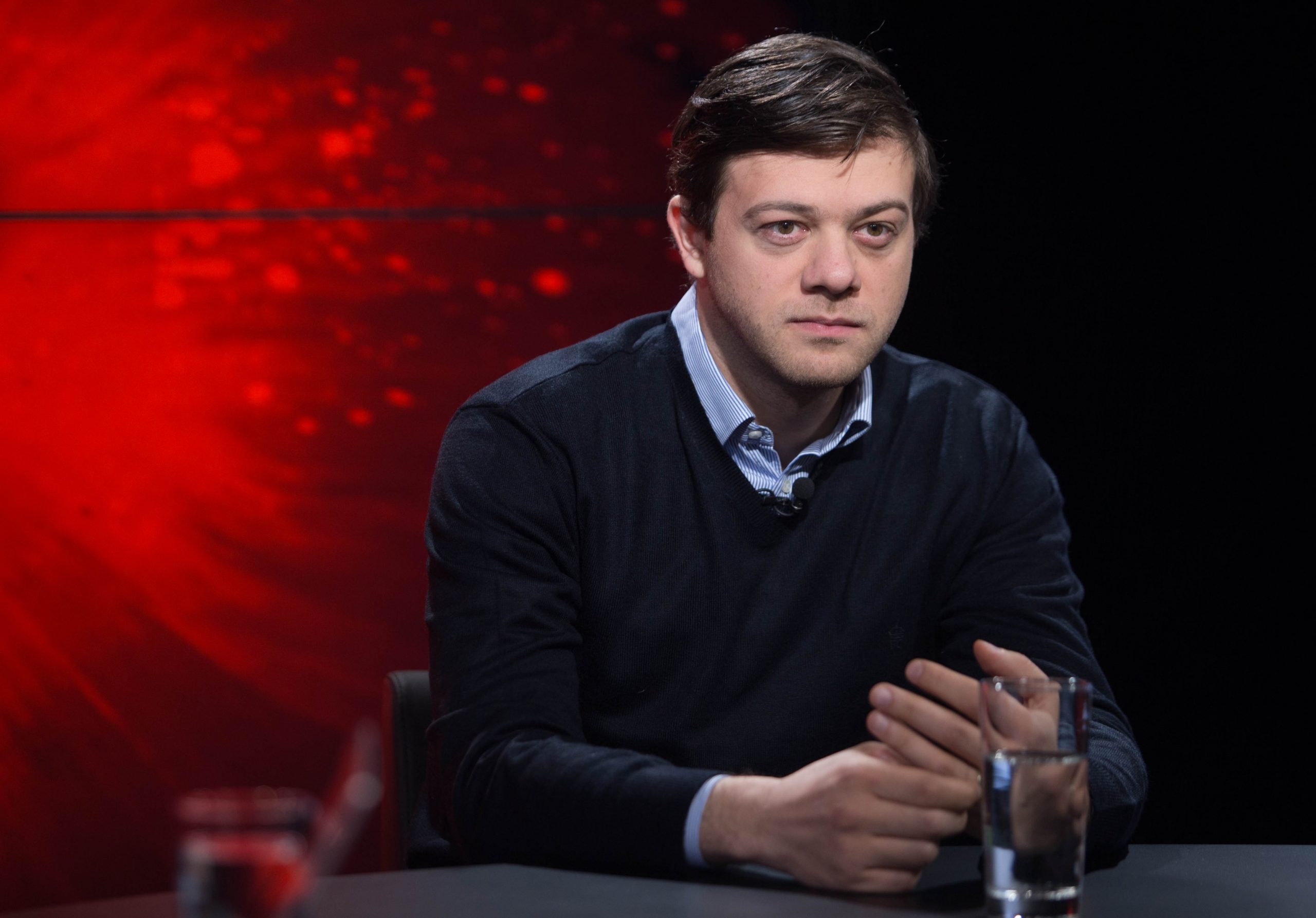 VIDEO: Victor Angelescu le bate obrazul suporterilor echipei UTA Arad ...