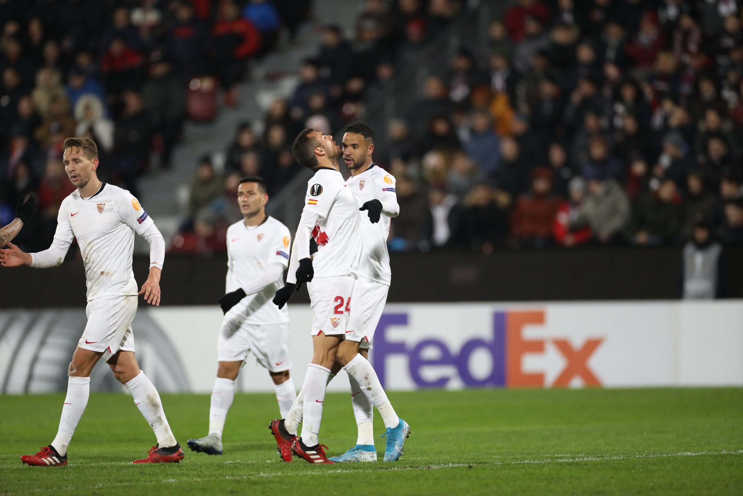 Alarmă la CFR! Sevilla, reinventată de români! Andaluzii au spulberat-o ...