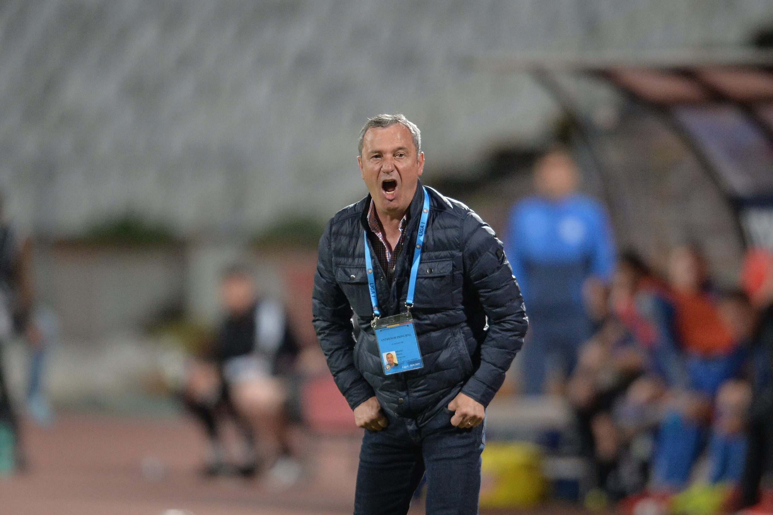 Mircea Rednic, show la conferința de presă! Ce spune despre „mașina de ...