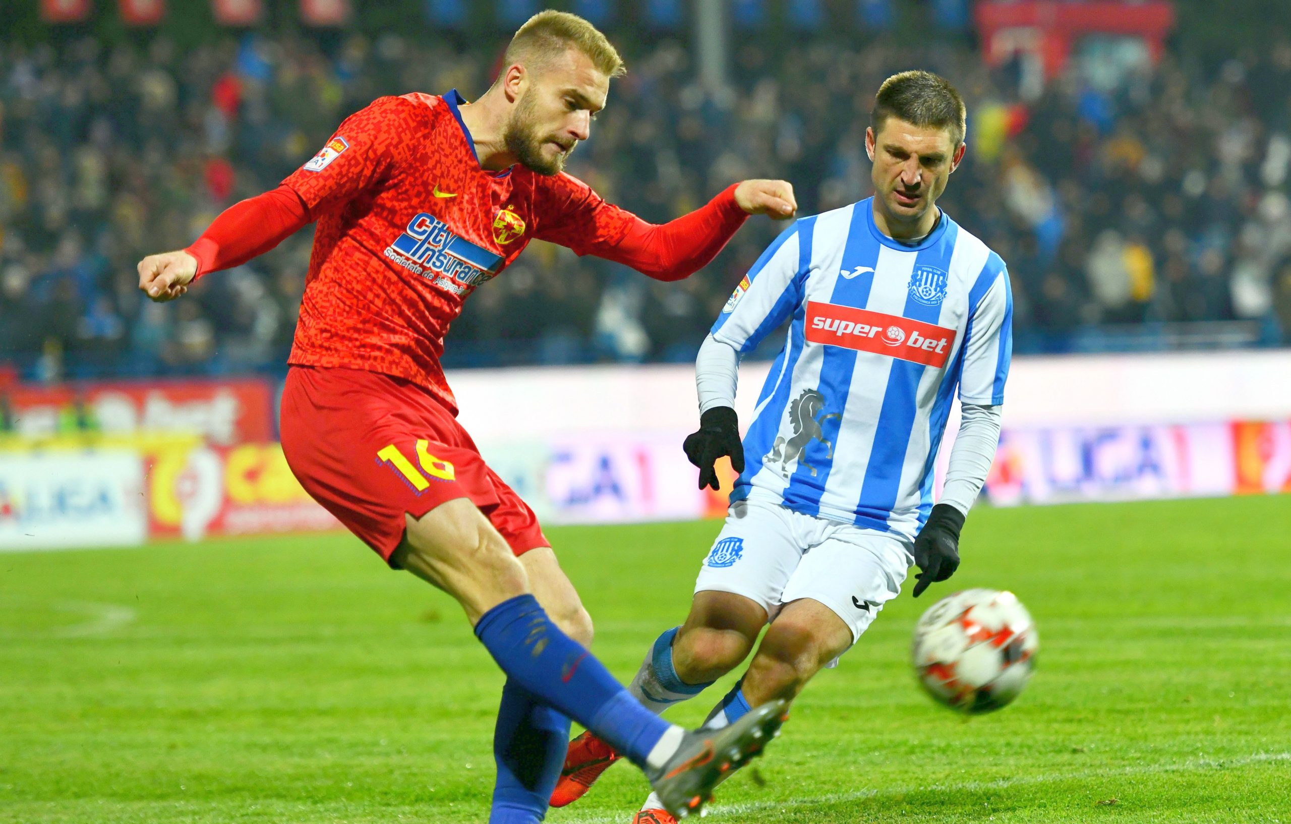 Liga 1 poate reveni în iunie! Oficialii din fotbalul românesc se ...