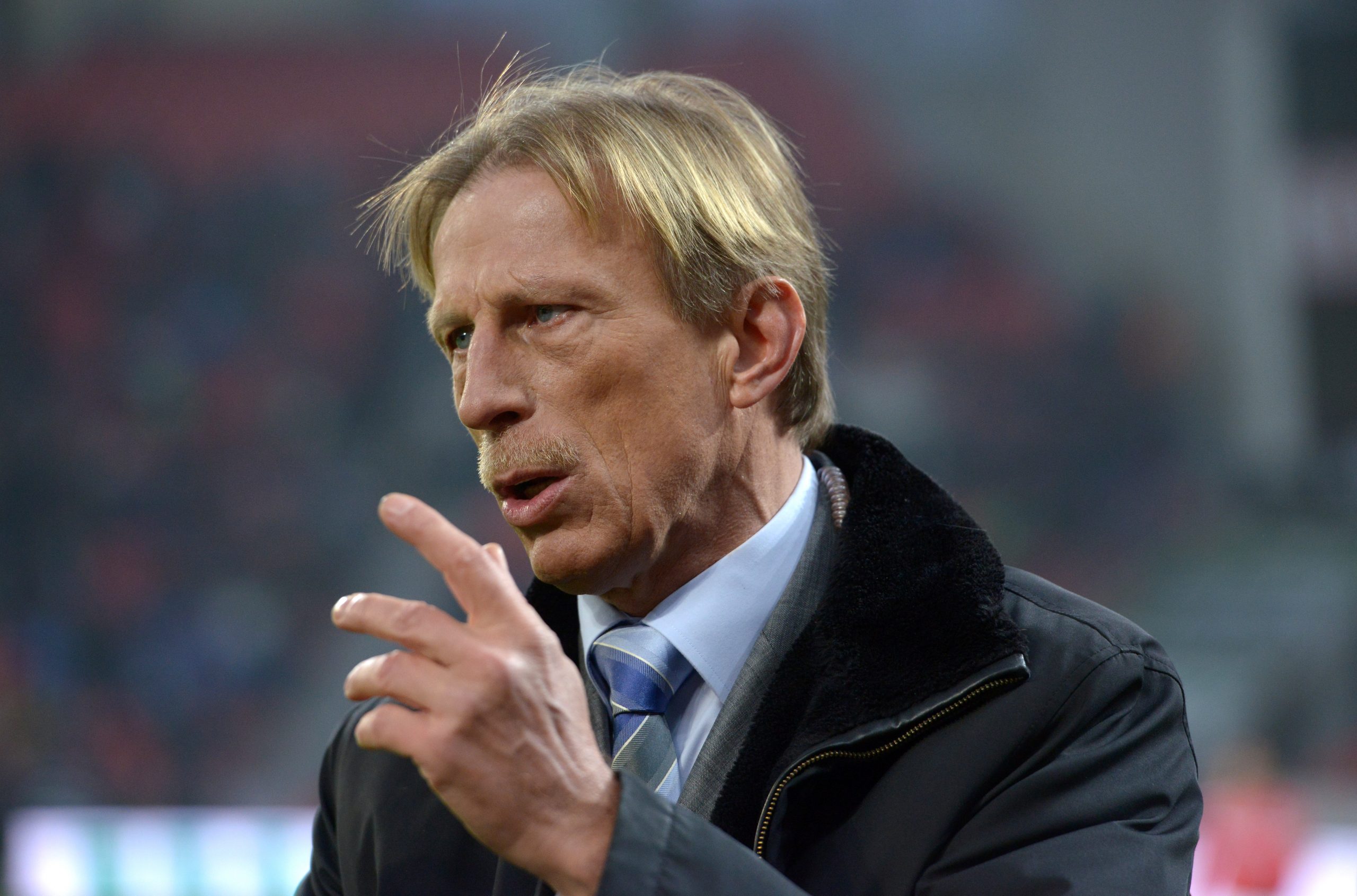 Christoph Daum, încrezător înainte să se reia Bundesliga: „Fotbalul va ...
