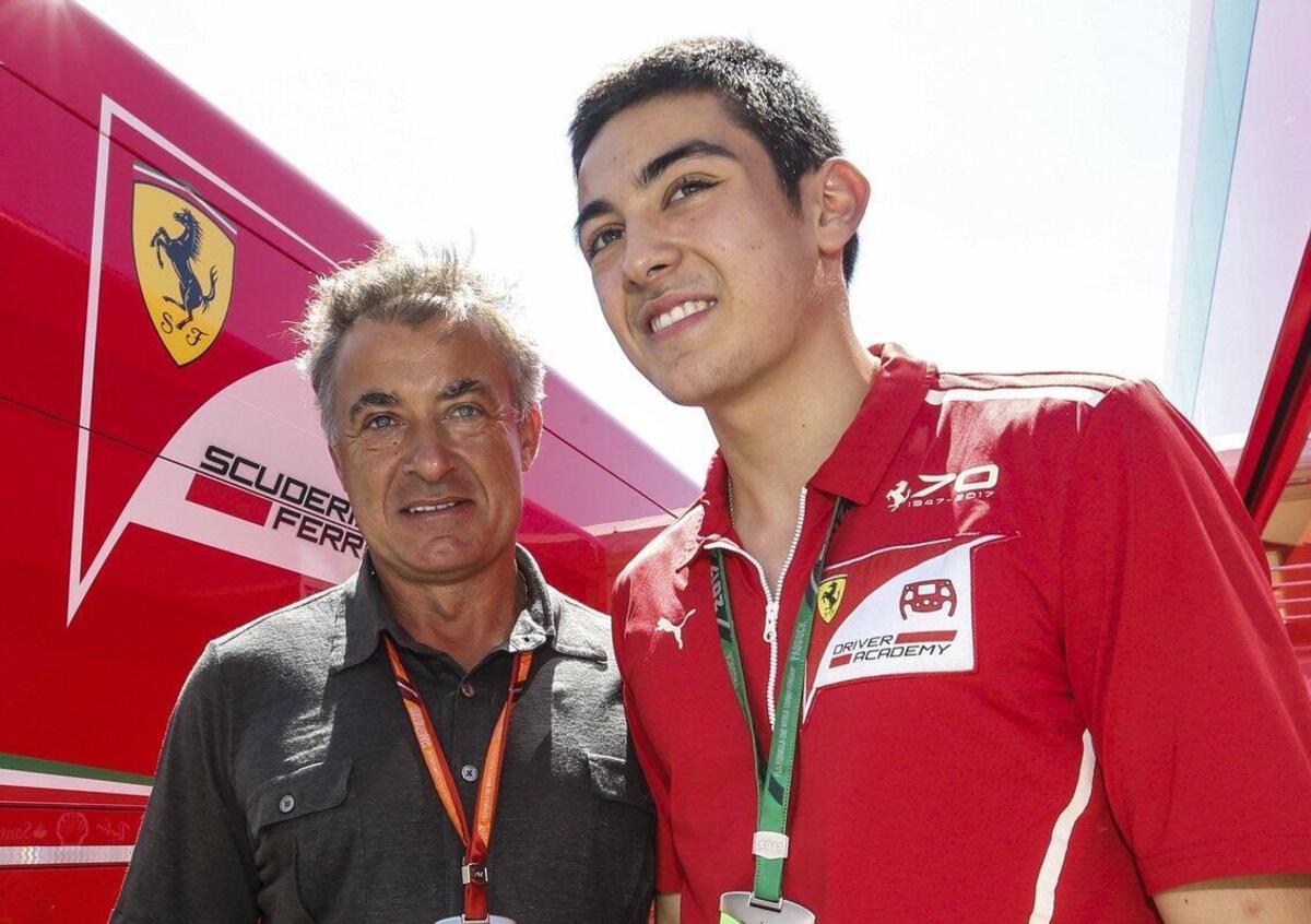 Jean Alesi își vinde Ferrari F40 din garaj pentru a-și ajuta fiul să ...