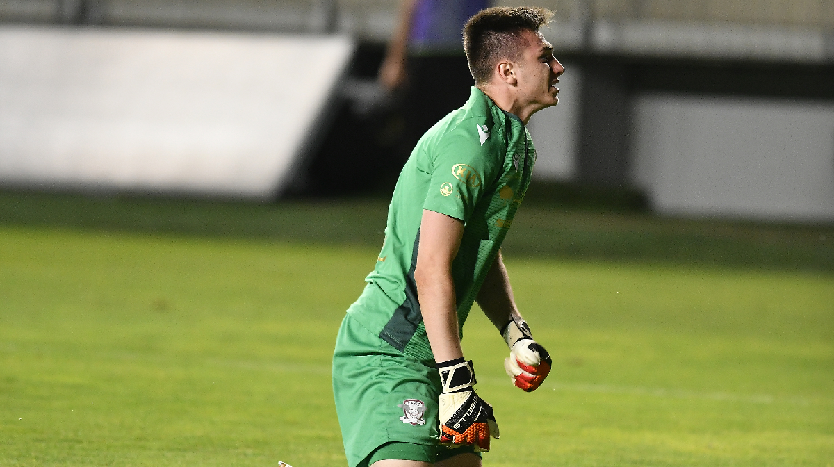 Mihai Popa rupe tăcerea după ce a apărat două penalty-uri și a fost ...