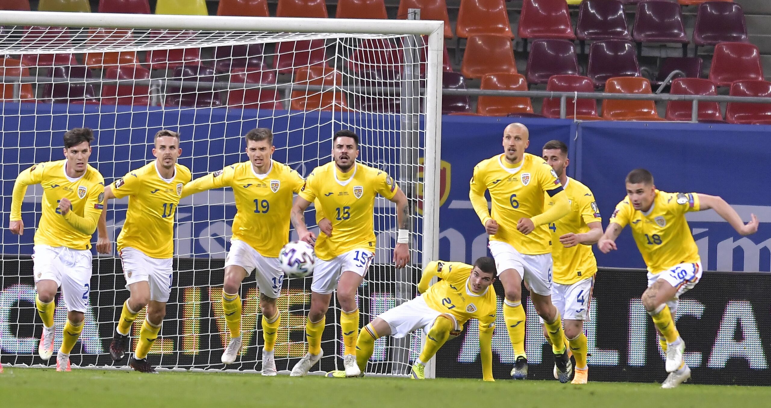 Valentin Mihăilă nu ar trebui să joace în România - Muntenegru