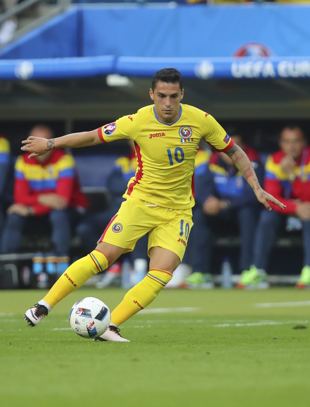 Răzvan Marin a fost luat la întrebări de 7 eurotricolori! Ce le ...