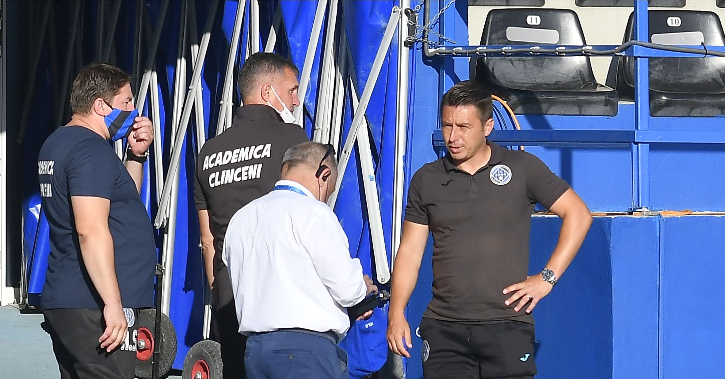 Antrenorul momentului în Liga 1, pe urmele lui Laurențiu Reghecampf ...
