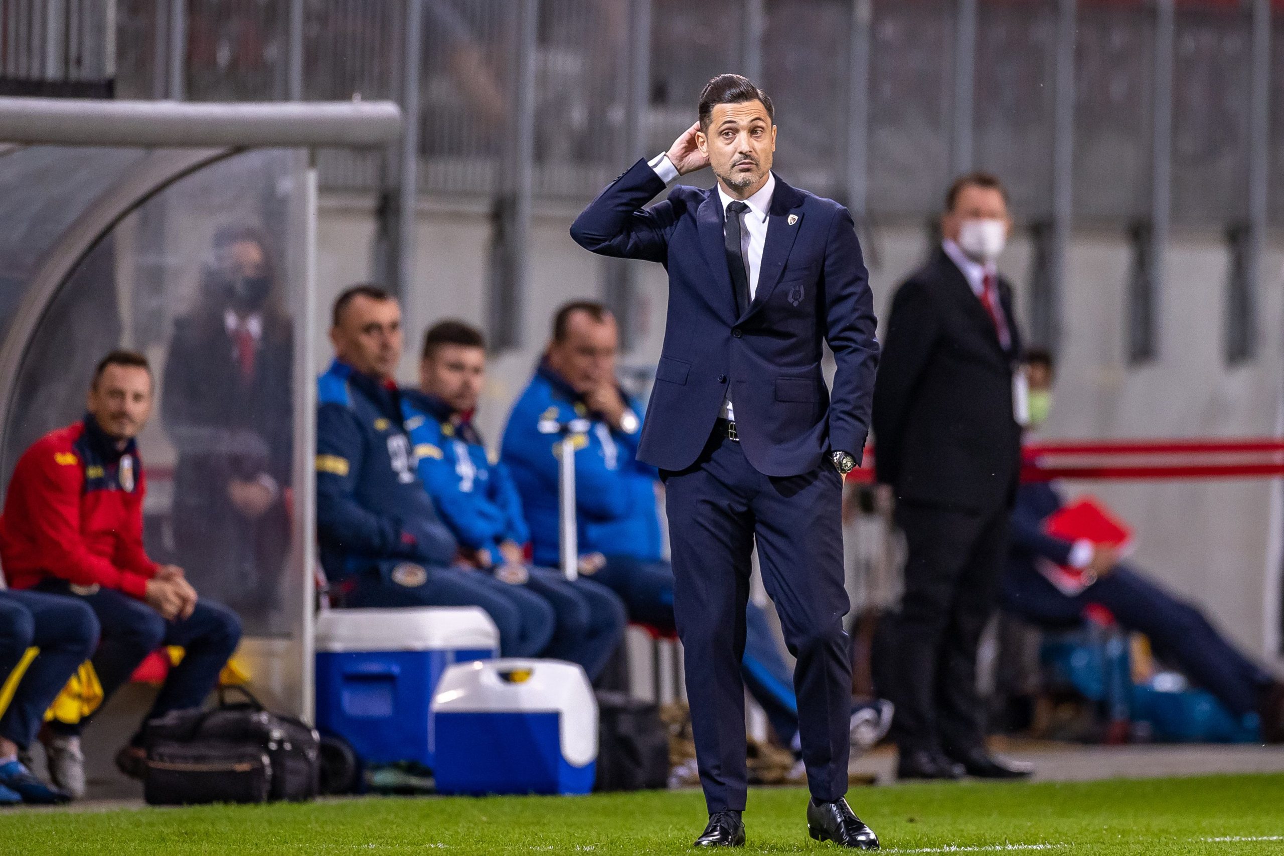 Mirel Rădoi a dezvăluit metoda inedită prin care se protejează de ...