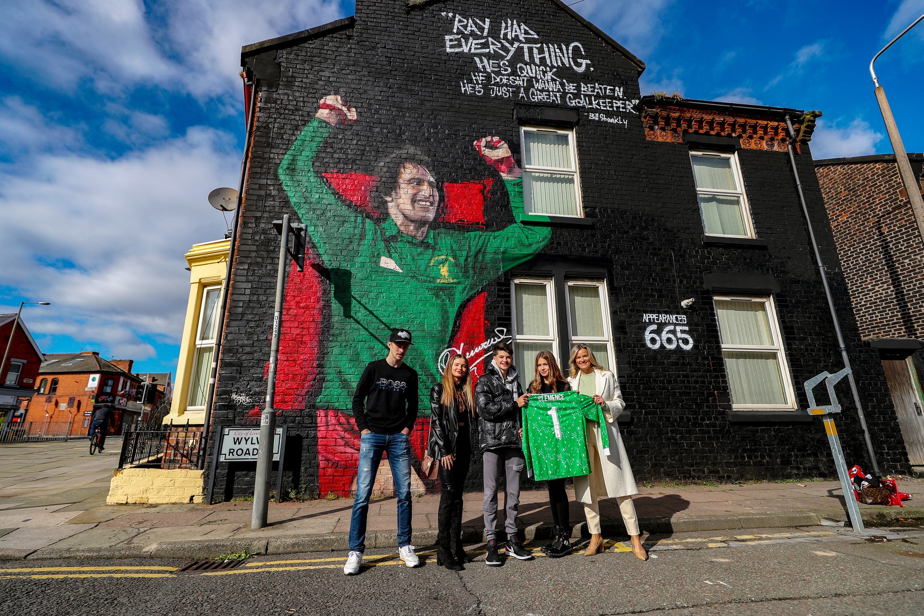 Tragedie în Anglia! A murit legendarul Ray Clemence. A fost campion de ...