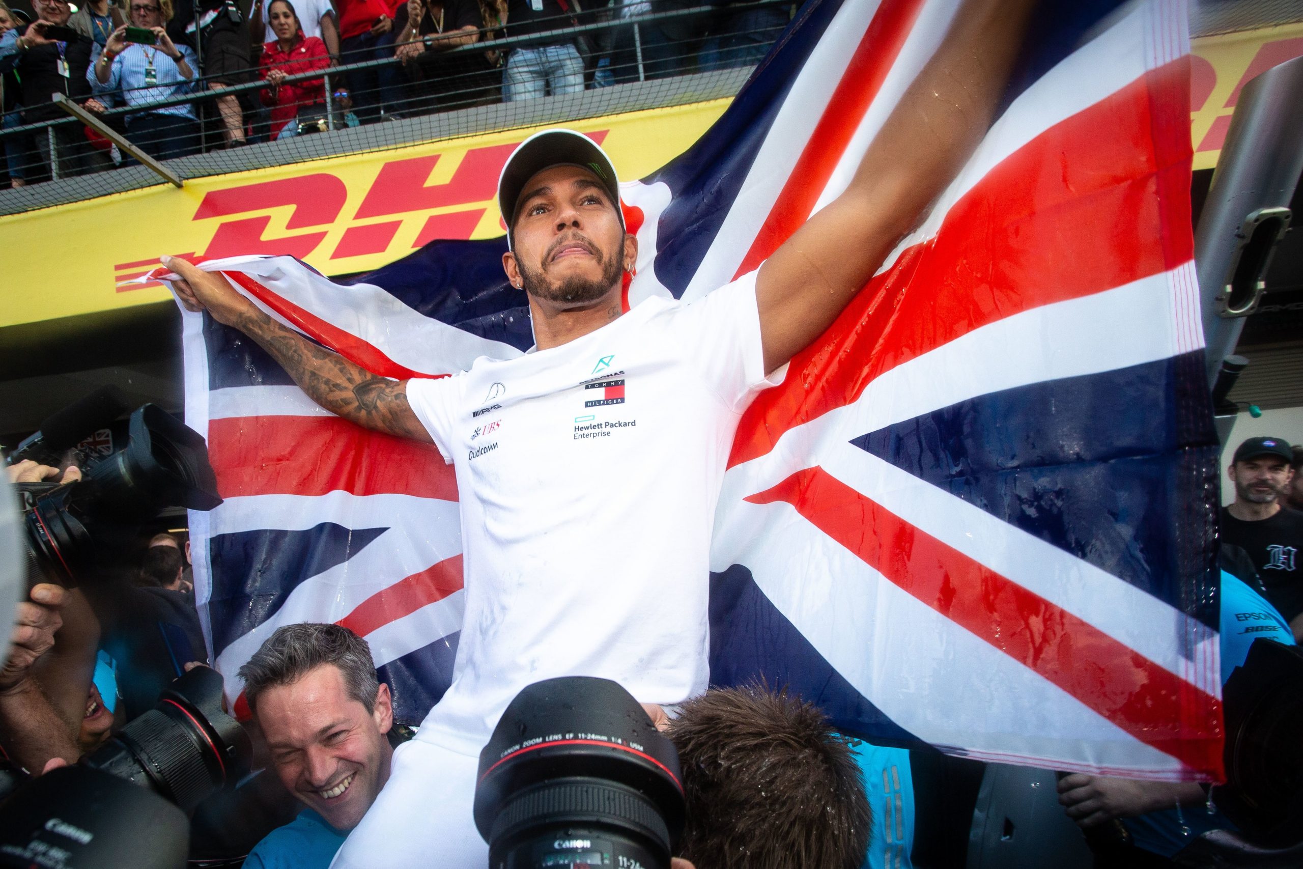 Lewis Hamilton a câștigat al 7-lea titlu de campion mondial în Formula ...