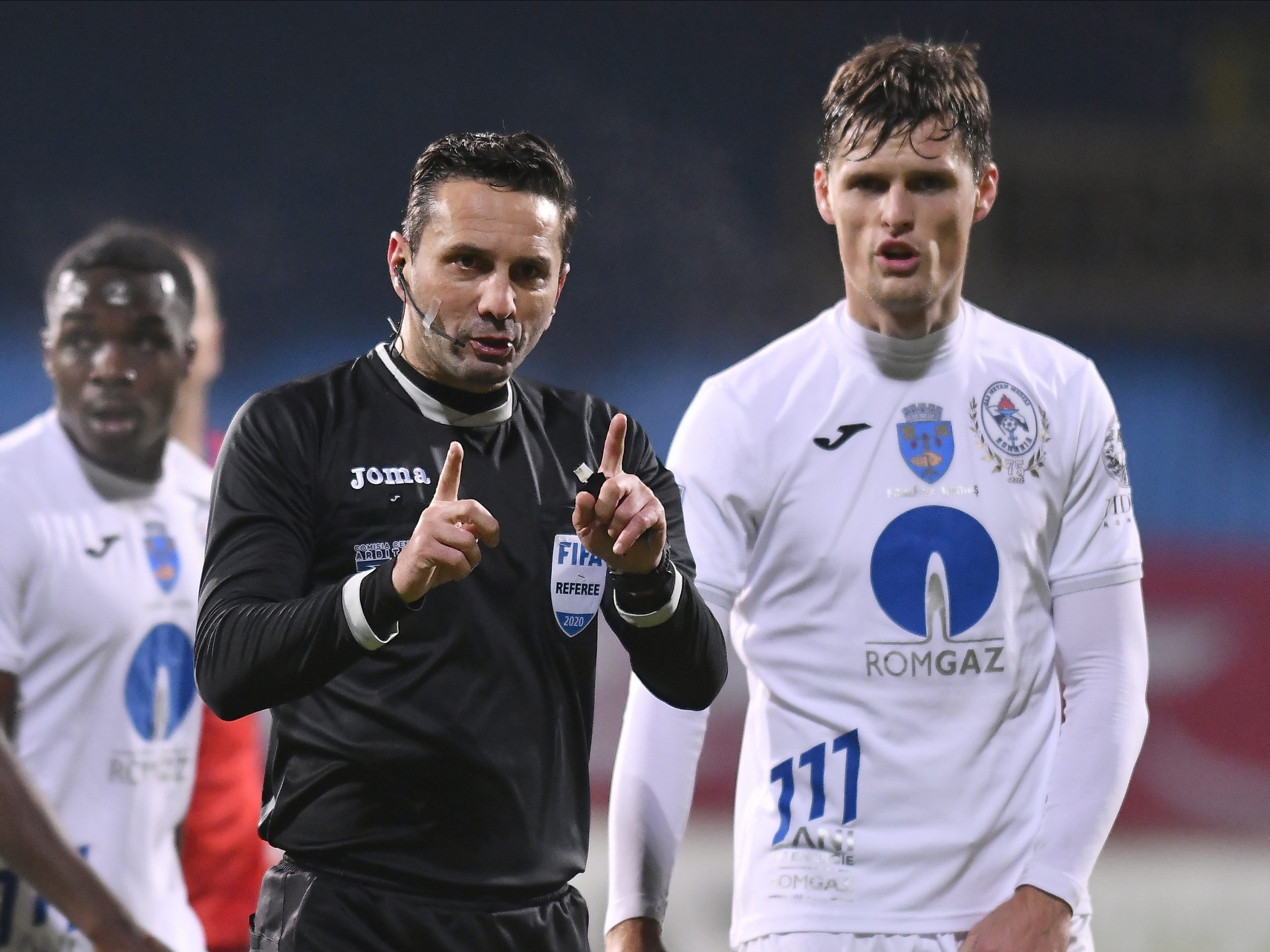 Sebastian Colțescu nu mai scapă de probleme! E infectat cu COVID-19 și ...