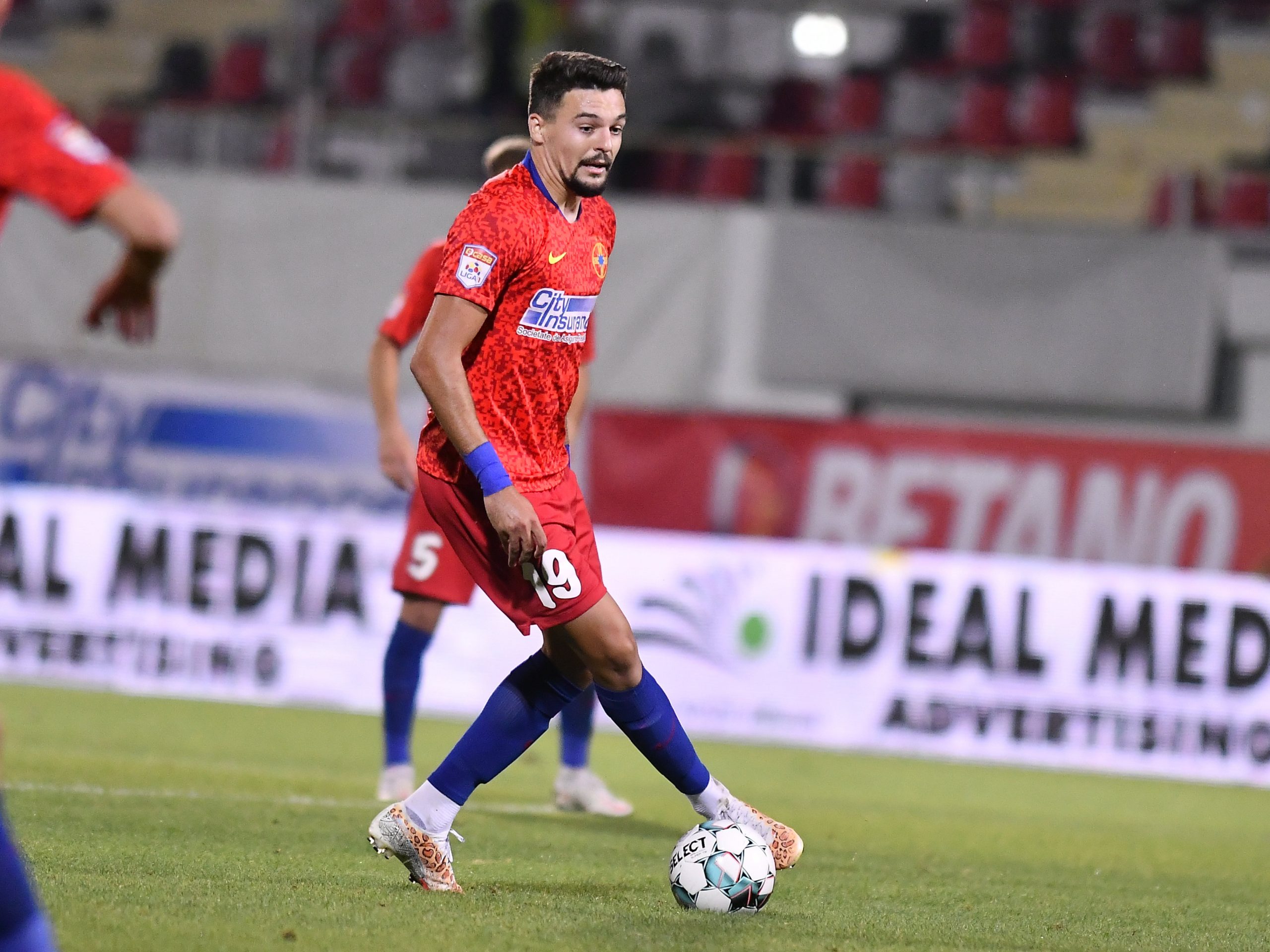 Adrian Petre a revenit în Liga 1! A semnat un contract valabil un sezon ...