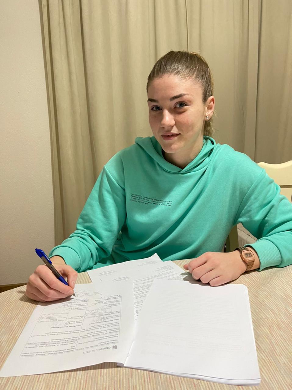 Ema Ramusovic, a treia achiziție anunțată de CSM București pentru ...