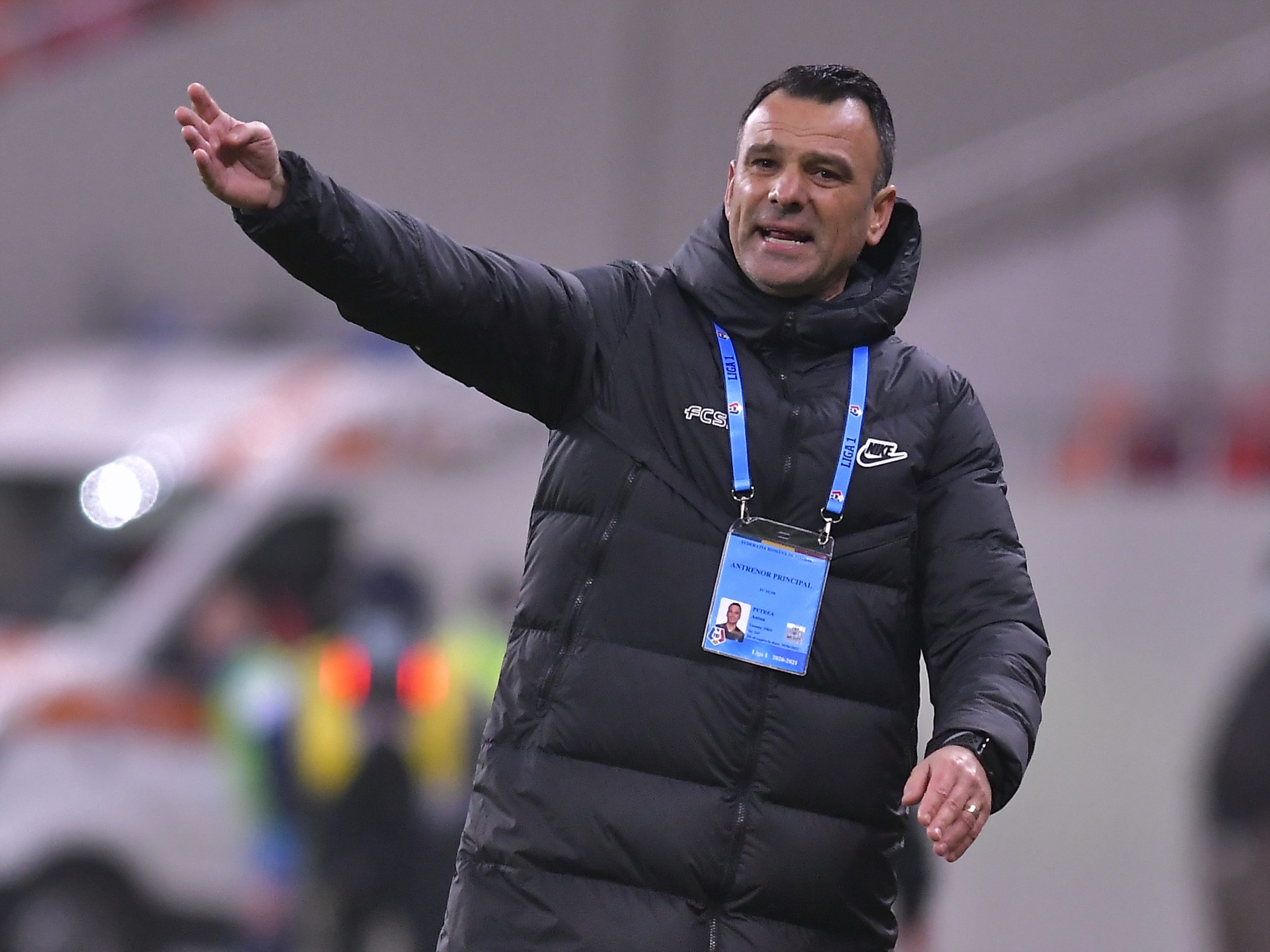 Dragoș Nedelcu, titular în derby! Surprizele pregătite de Toni Petrea ...