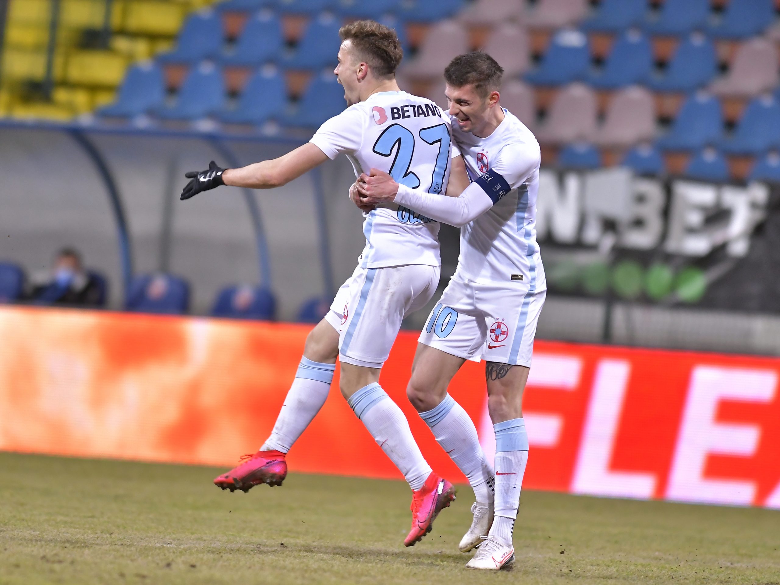 Darius Olaru îl bagă în ceață pe Ilie Dumitrescu! Jucătorul FCSB a ...