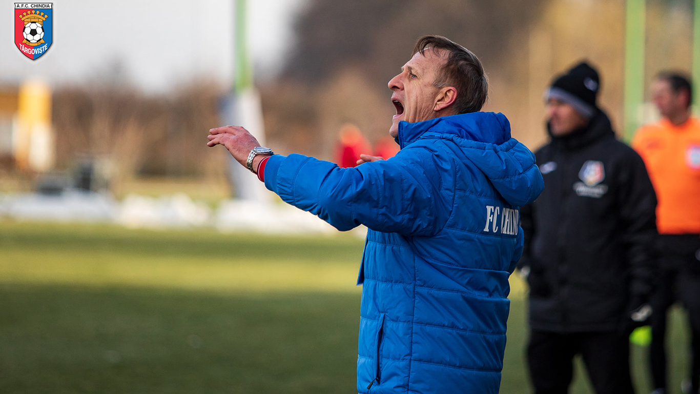 Emil Săndoi și Mihai Costea, ceartă pe teren în remiza cu Viitorul: „Se ...