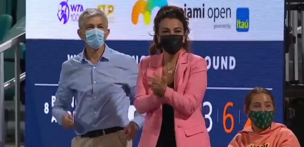 Faza zilei la Miami Open! Cum au reacționat Maria și Nicu Andreescu ...