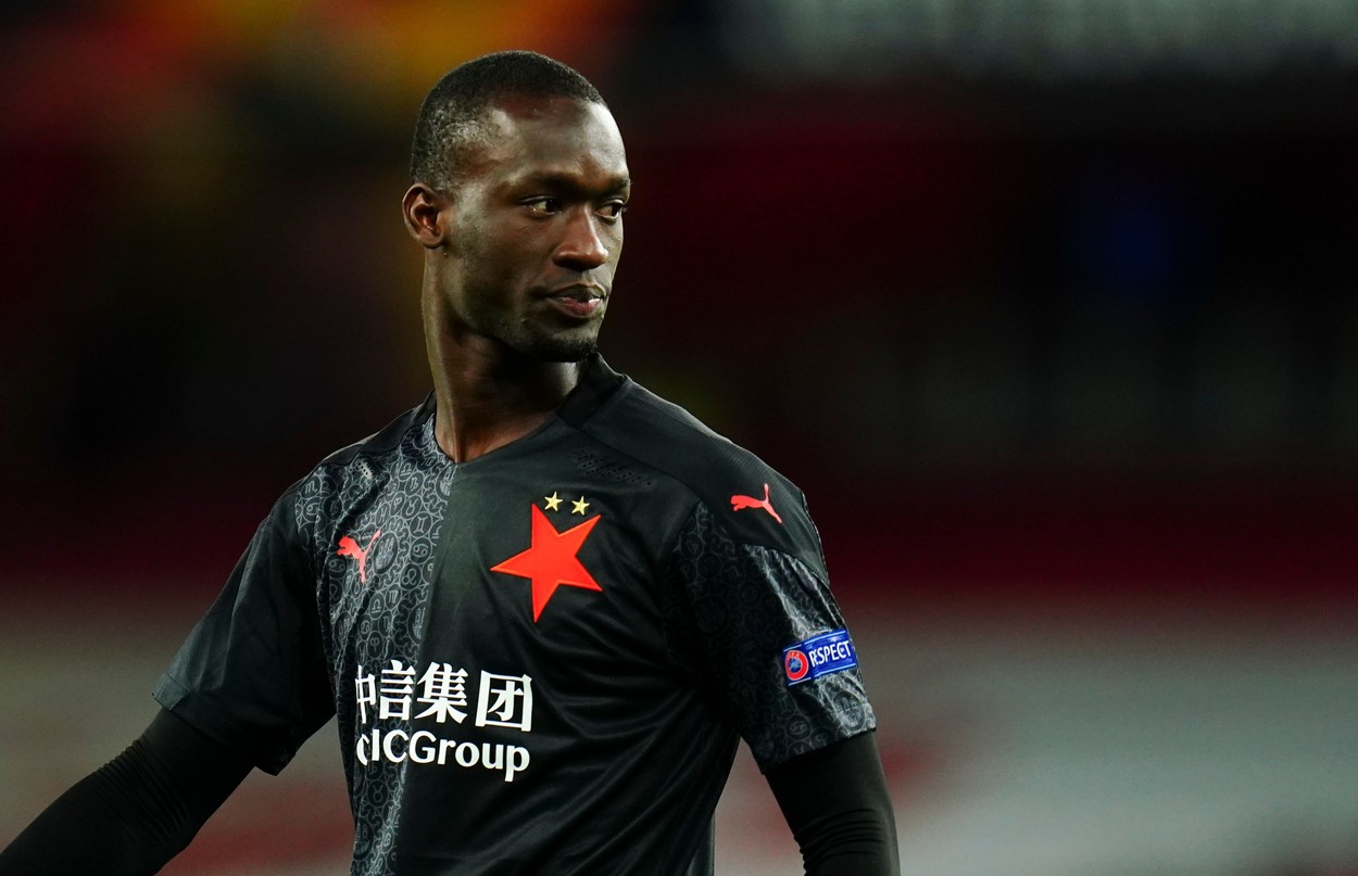 Manchester United și Arsenal se bat pentru Abdallah Sima, coechipierul ...